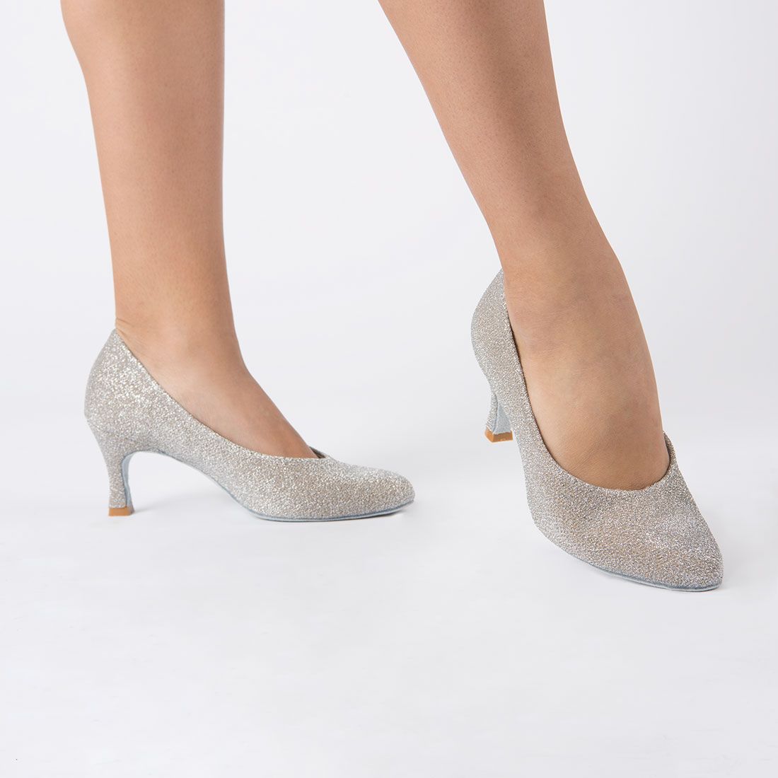 Pearl Dance Shoe – Dancer's Image