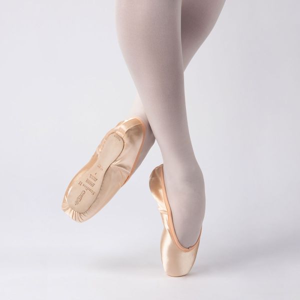 Freed Studio II - Hard Shank – Dancer's Image